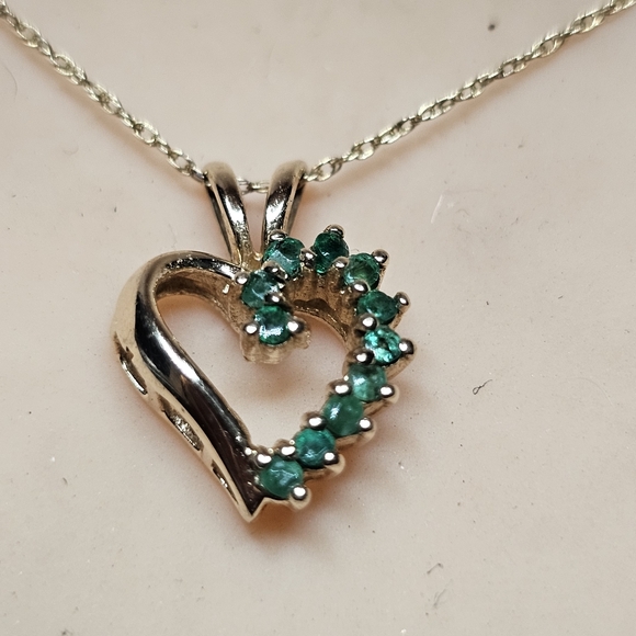 Jewelry | 1k Gold And Emerald Heart Pendant On 10k Gold Chain | Poshmark